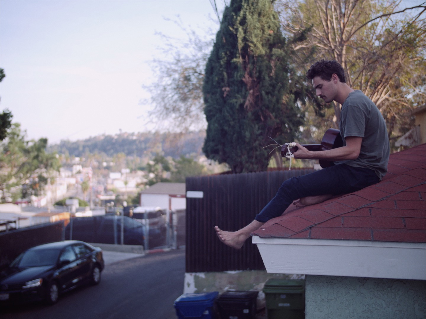 Video Premiere | Gregory Ackerman – Keep Falling – For Folk's Sake